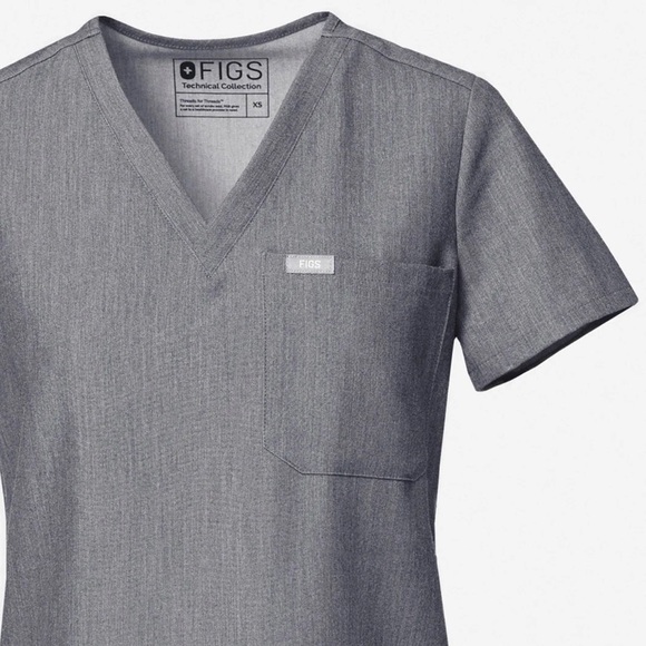 Figs | Tops | Nwt Figs Relaxed Catarina Onepocket Scrub Top Charcoal ...